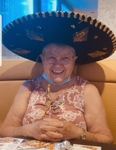 Elizabeth Thomas - Celebrate and honor their life | LifeWeb 360